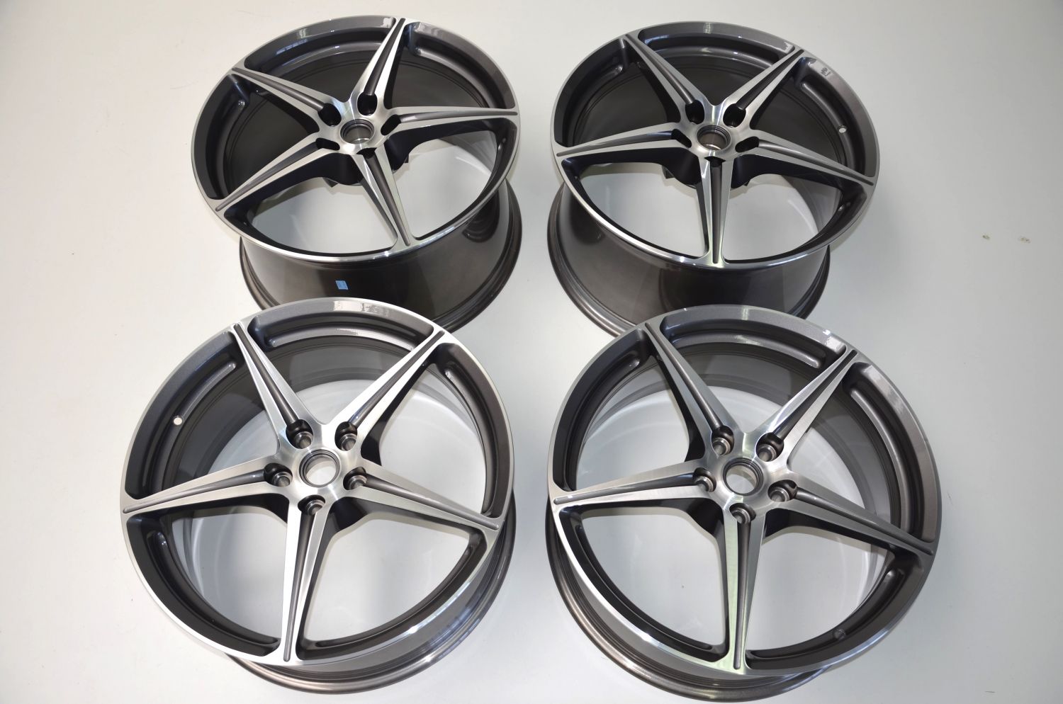Ferrari 458 Italia, Spider Rims 20" Diamond cut 255225, 255226 wheels ...